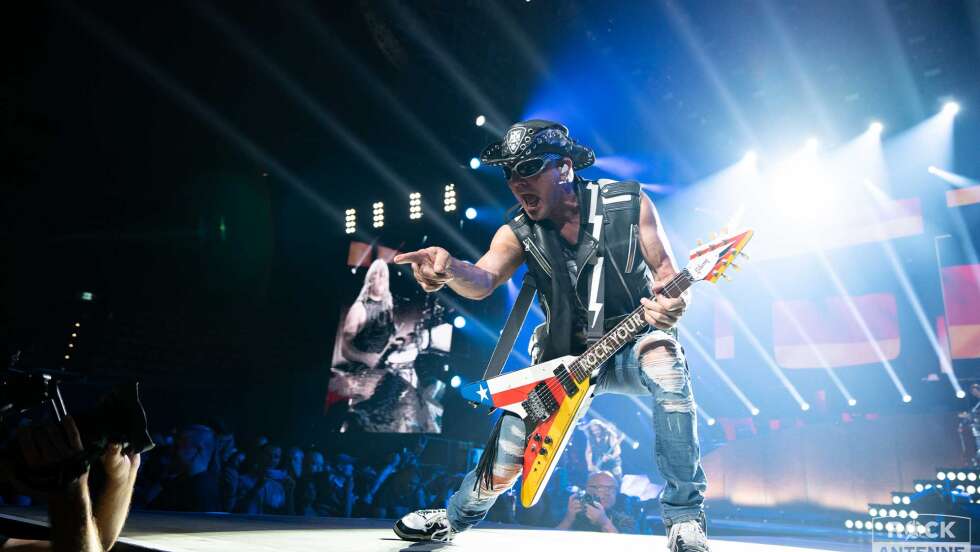 Hard Rock: Genre, Geschichte, Merkmale, Künstler & Songs