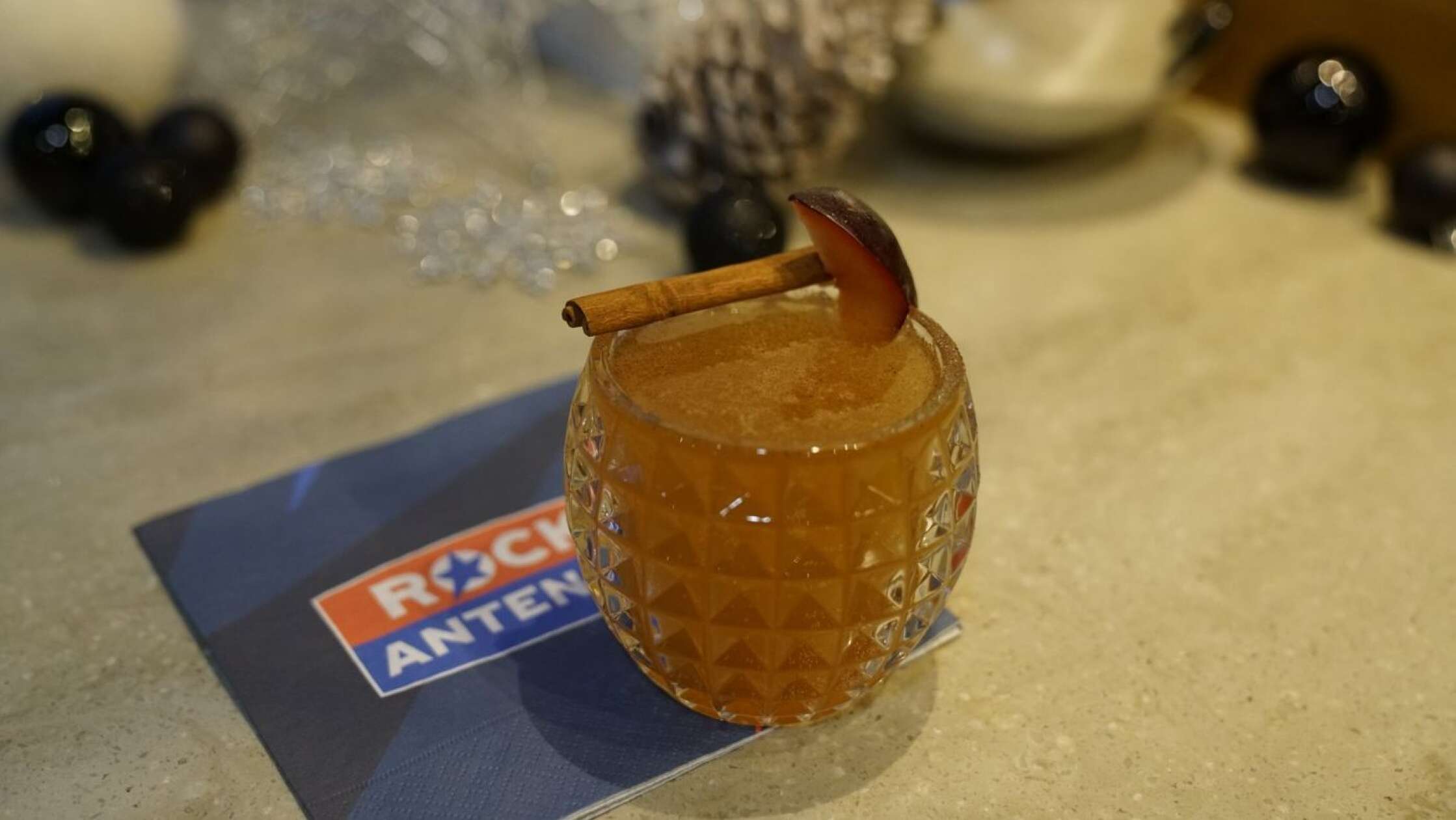 Xmas ROCKtail-Rezept: Gin Xmas Slash | ROCK ANTENNE